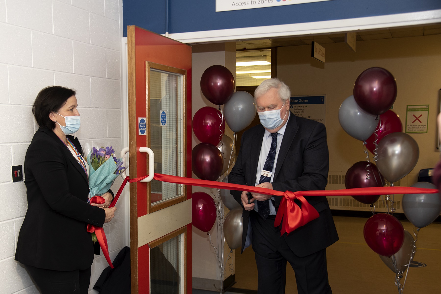 Art gallery breathes new life into Lister Hospital corridor – East and ...